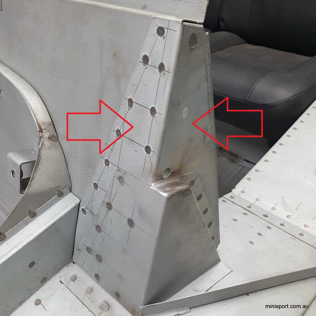 MOKE L/H INNER BULKHEAD/WINDSCREEN SUPPORT PANEL – Minisport