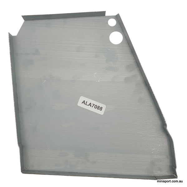 MOKE R/H SIDE PANNIER PANEL- (SEPERATES COMPARTMENTS) – Minisport