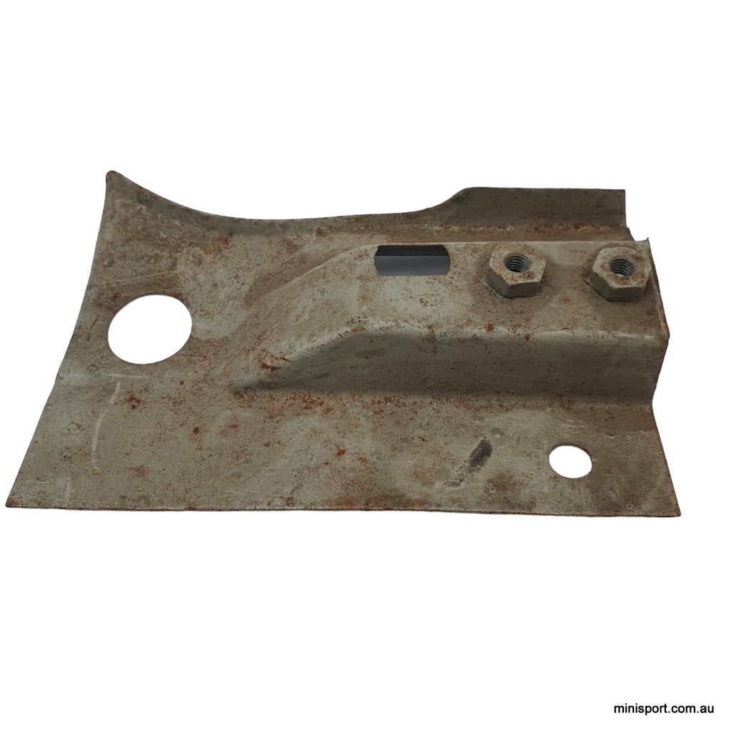 Mini Clubman bonnet lock panel/bracket- L/H – Minisport