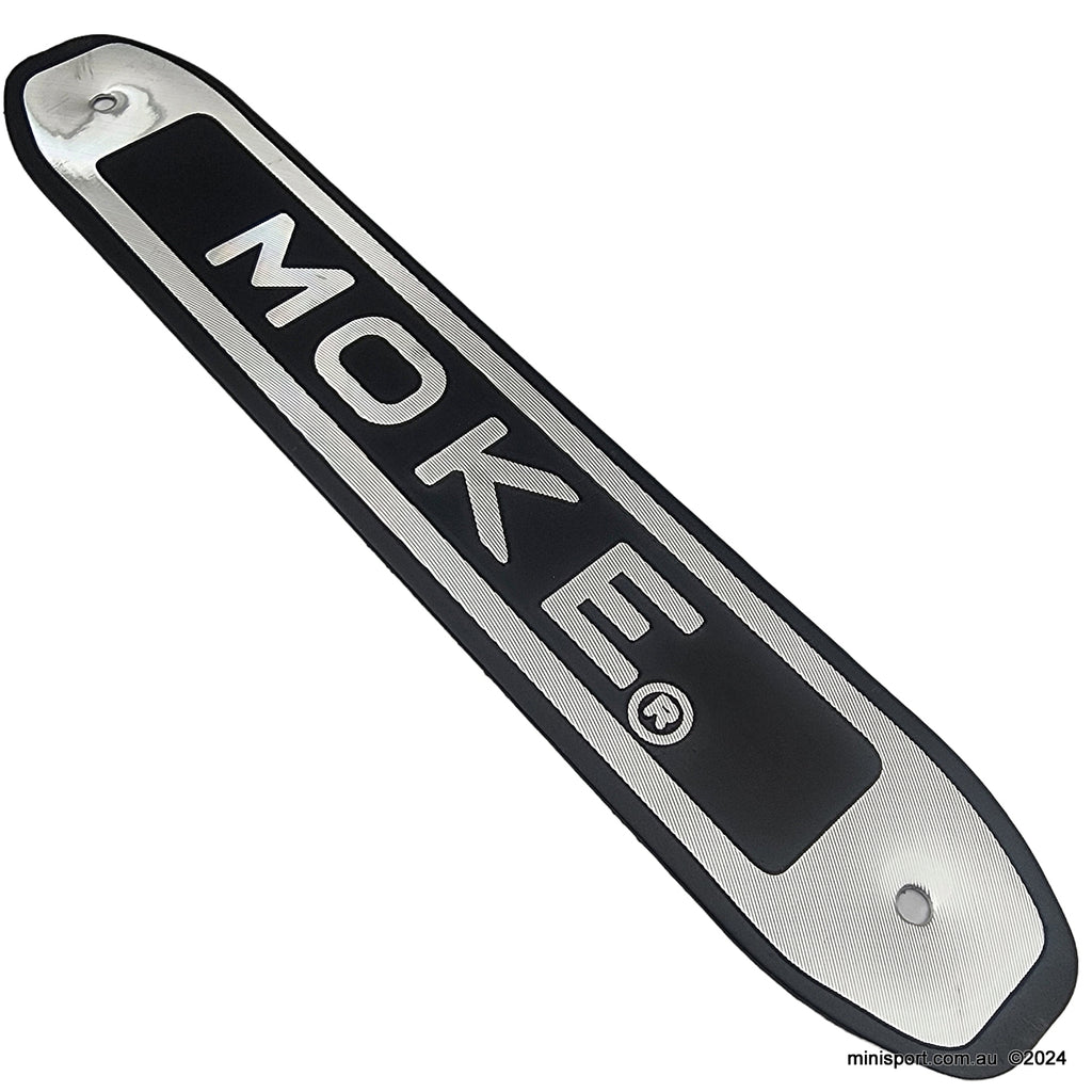 MOKE FRONT BADGE- SMALL TYPE- ALLOY [MK1106] – Minisport