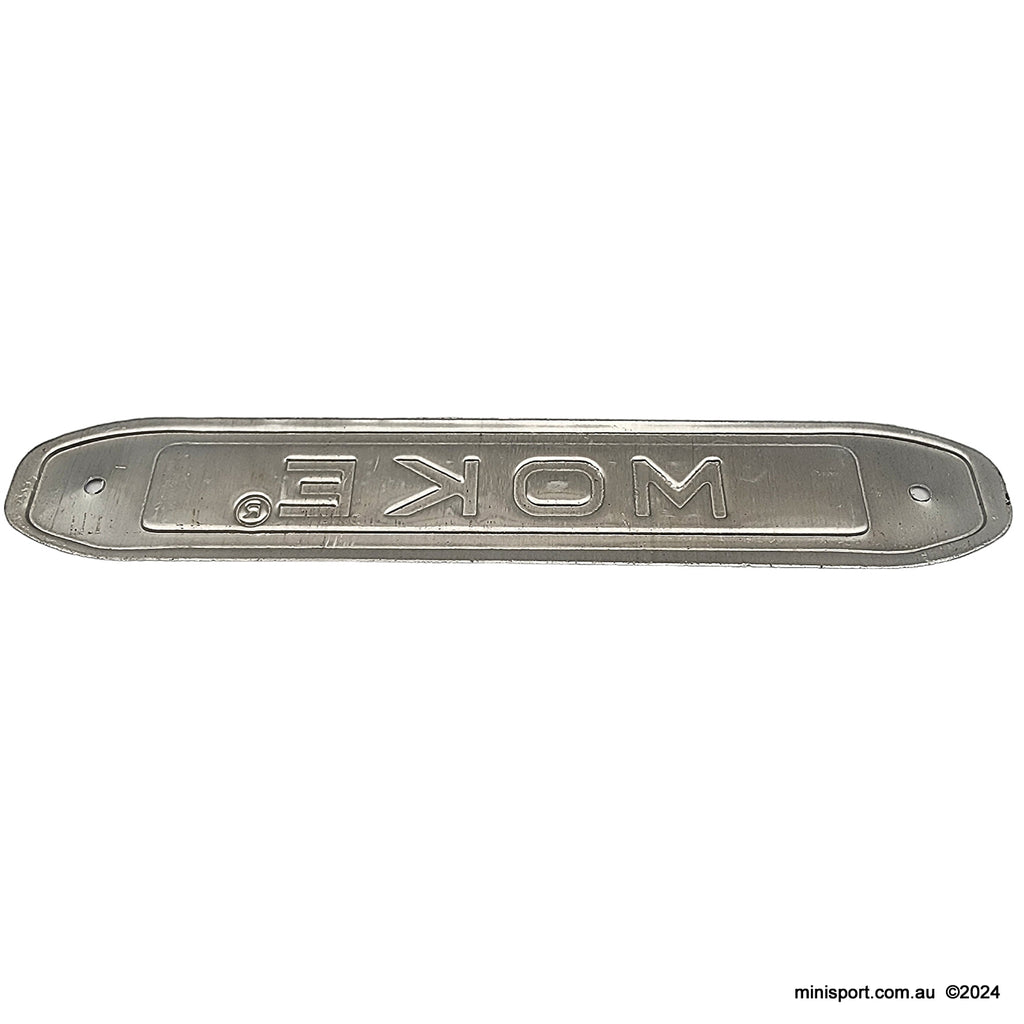 MOKE FRONT BADGE- SMALL TYPE- ALLOY [MK1106] – Minisport