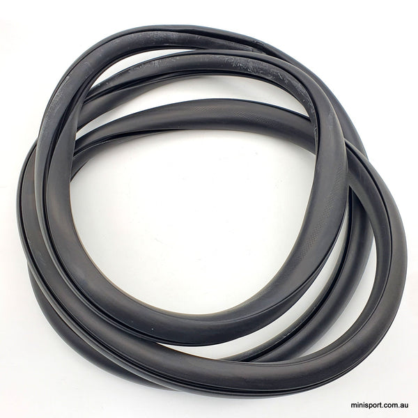 MINI REAR WINDSCREEN RUBBER- SUITS AUSTRALIAN MK1/2 & LEYLAND [14A8744 ...