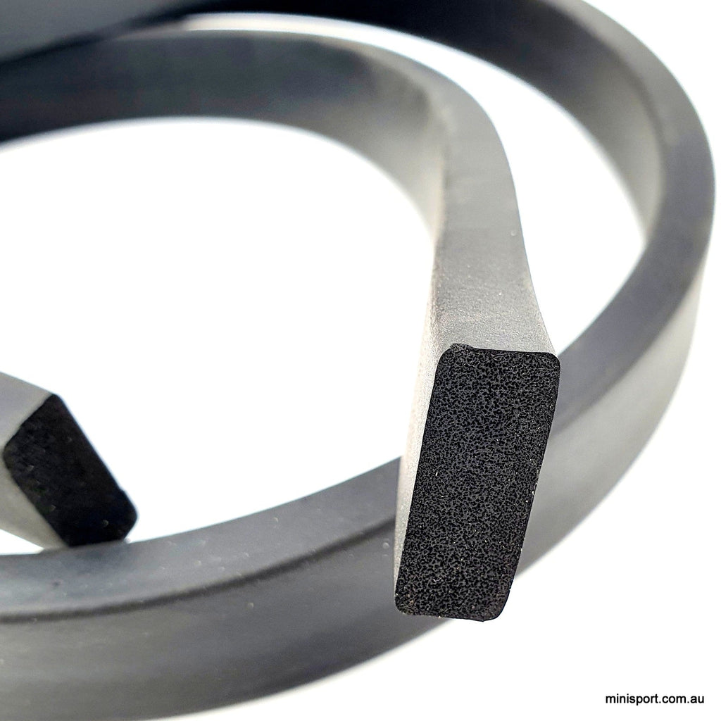 MOKE WINDSCREEN FRAME TO BODY SEAL [MYH5223] – Minisport