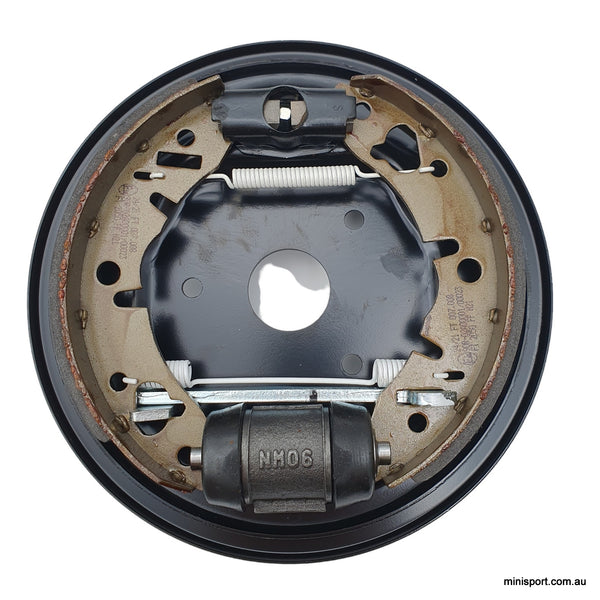 MINI & MOKE REAR BRAKE BACK PLATE BUILT UP- R/H – Minisport